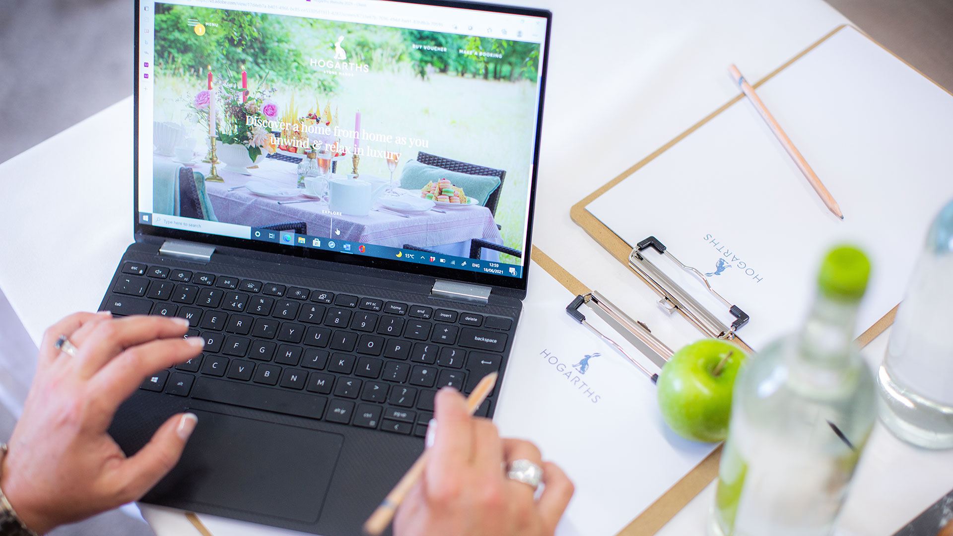 Hogarths Stone Manor - Classic British Hotels